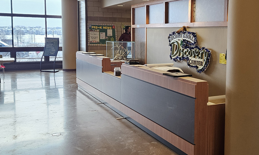 New Guest Services Desk | Hickory Knolls Discovery Center